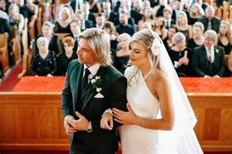 Pics Inside Faf De Klerks Wedding Ceremony And Honeymoon