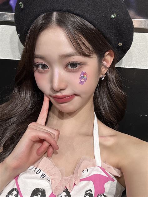 오늘자 아이브 장원영 셀카 치지직 에펨코리아