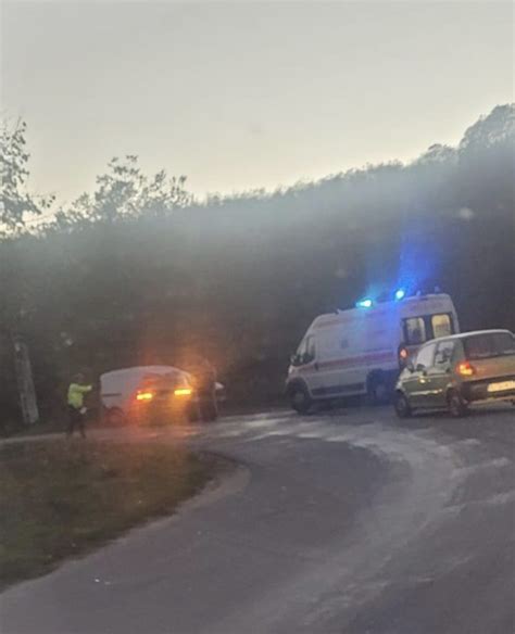 Doi tineri au ajuns la spital în urma accidentului de la Bărbătești