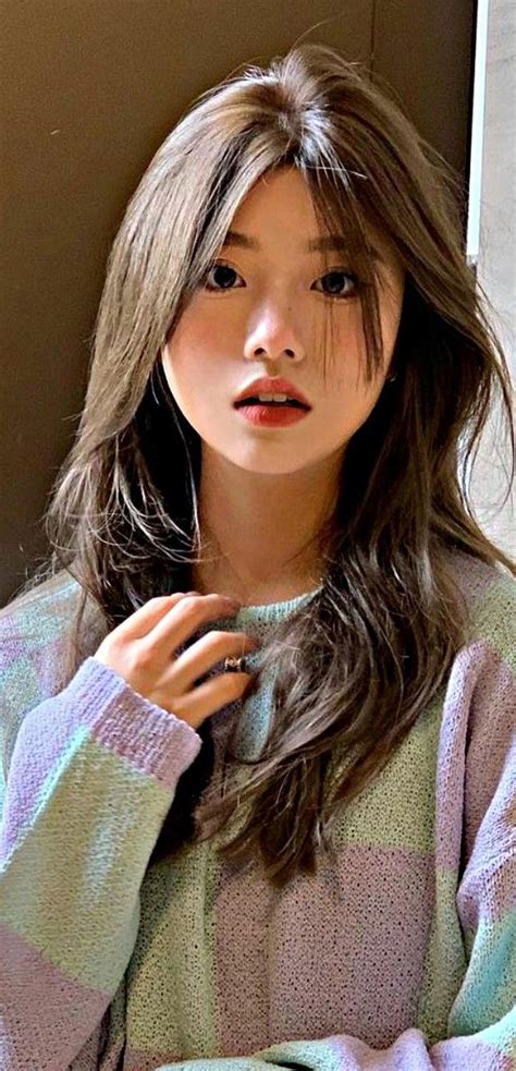 Cute Korean Hairstyles For Long Hair