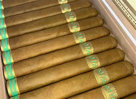 Cigar News Dunbarton Tobacco Trust s Sobremesa Brûlée Wagashi