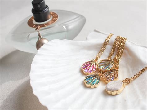 바다의 보물 귀여운 조개모양 천연자개 향수목걸이 텀블벅 크리에이터를 위한 크라우드펀딩