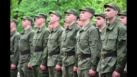 ロシア軍大統領連隊の新兵たちの出発式2013年春の徴兵 YouTube