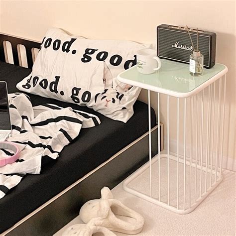 아크리코 츄잉 사이드 테이블 거실 보조 미니 협탁 카페 티테이블 인테리어 쇼파 침대 아크리코