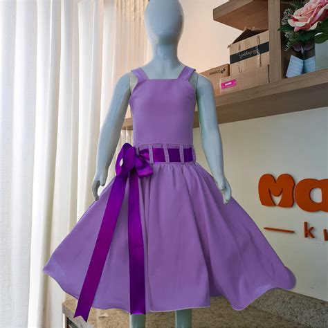 Vestido Infantil Lilás Fita de Cetim Ideal para Férias Igreja