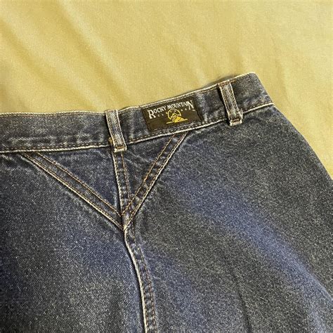 Rocky Mountain Jeans Size 30 But Fit More Like Depop