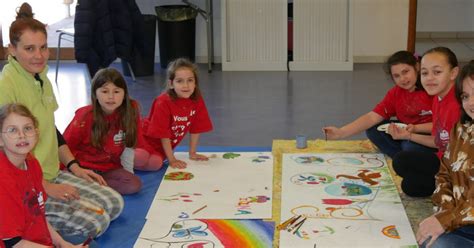 Chalamont Vacances artistiques au centre social Mosaïque