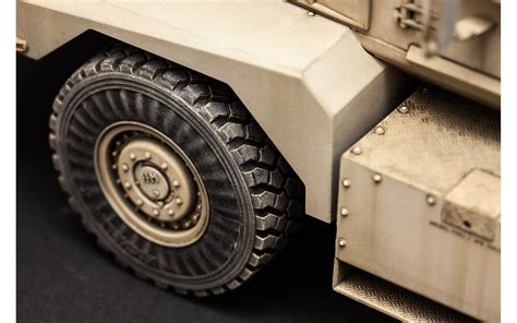 Us Cougar 6x6 Mrap Vehicle Meng Ss 005