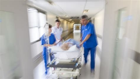 Le Conjoint Violent Tente De Tuer Sa Compagne En Lui Faisant Avaler Du