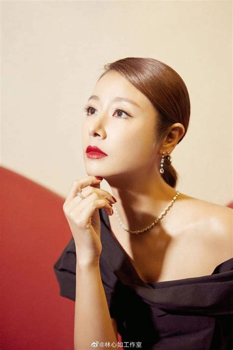 林心如「美背殺」亮相大陸金雞獎 吐露受邀感言：怕影響別人 Et Fashion Ettoday新聞雲