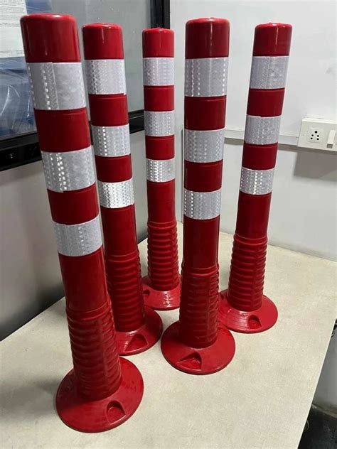 Red Pu Flexible Spring Post For Road Safety At ₹ 190piece In New Delhi Id 2855309250312