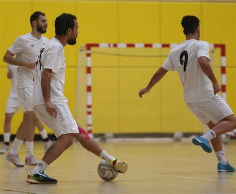وطني الصالات يباشر تدريباته في معسكر بغداد تحضيراً لغرب آسيا