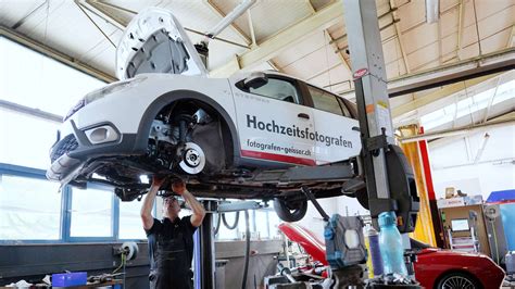 Versicherungsvertreter enthüllt Auto Abzocke So tricksen Kfz Werkstätten