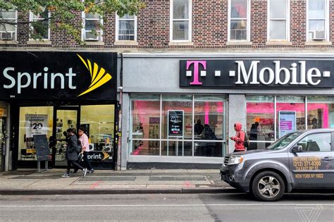 Sprint Reportedly Calling Off T Mobile Merger Talks The Verge