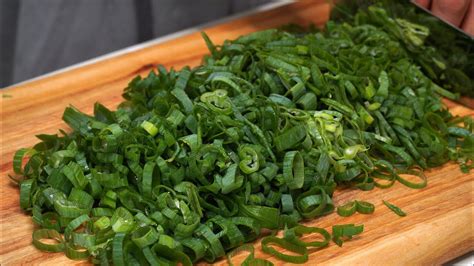 파 초록 잎 절대 버리지 말고 이렇게 만들어보세요 오히려 더 없나 찾게됩니다🥇평생 써먹는 파 요리 맛있게 만드는 법 대파잎전 Youtube