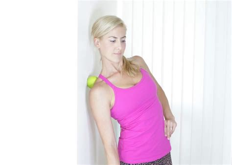 7 Diy Neck Massages And Stretches Paleohacks Blog