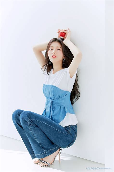게스guess 2020 봄 컬렉션 화보 고화질 수지 보정 폰배경화면2020 패션 스타일 배수지 봄 컬렉션