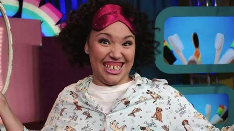 Female Rapper Brush Your Teeth