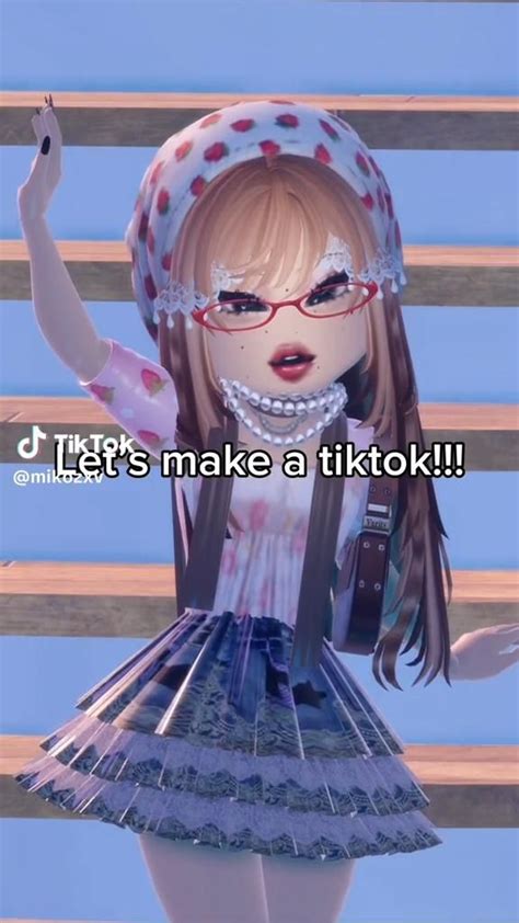 Royale High Tiktoks33 In 2025 Roblox Funny Relatable Aesthetic