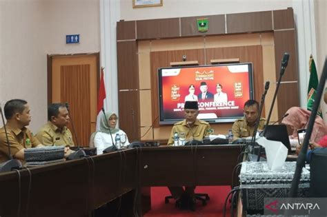Gubernur Sumbar Produk Bersertifikat Halal Lebih Mudah Diterima Pasar