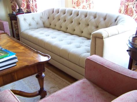Curved Tufted Sofa Baci Living Room