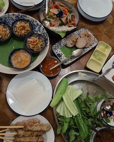 Ig แพนเค้ก เขมนิจ จามิกรณ์ จอยมากที่สุรินทร์ 😃 🏻 ร้านอาหารอร่อยๆ