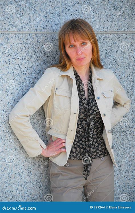 Femme Moderne Daffaires Photo Stock Image Of Féminisme 729264