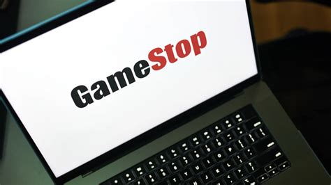 Gamestop Subreddit Fills With Store Closure Posts As Roaring Kitty