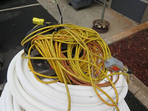 Pallet Misc Hose And Cords Oahu Auctions