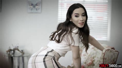 Teen Mistress Refuses To End Affair With Cheating Man Eporner