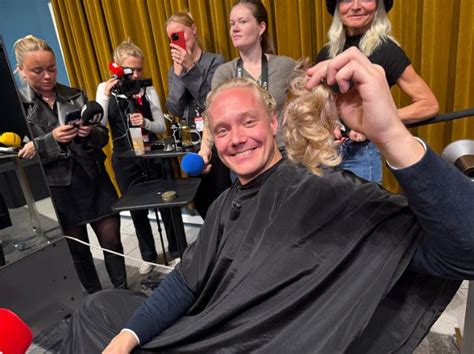 Simen Velle Jan Thomas Jan Thomas Hyller Simen Velles Nye Frisyre Herregud For En