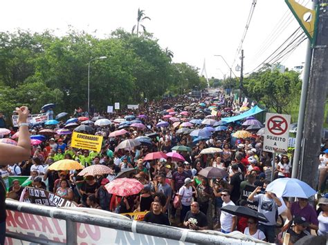 Protesto 6 Mil Professores Bloqueiam Via Em Frente à Sede Do Governo