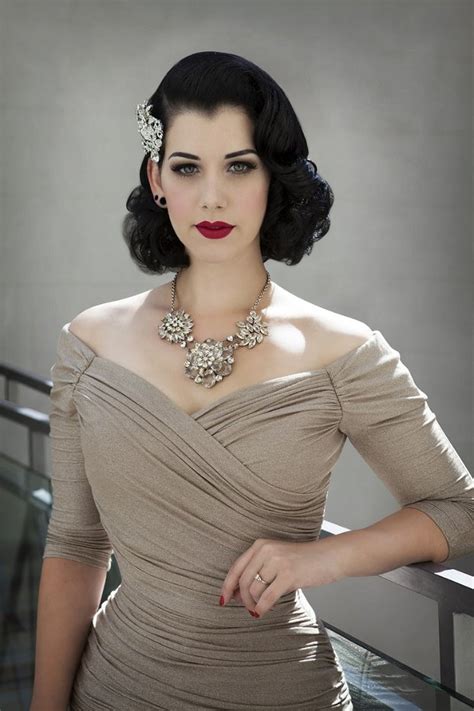 Miss Victory Violet Vintage Style Bdsm651