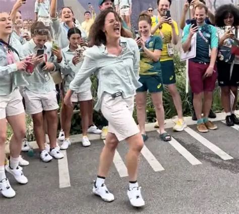 Viral Australian Breakdancer Raygun Shows Off Her Moves Again In