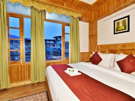Hotel Himgiri Manali In Manali Find Hotel Reviews Rooms And Prices