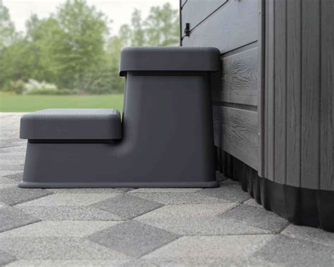 Hot Tub Steps In Florida And Louisiana Splash Pools And Spas