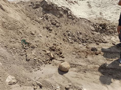 عکس اشک هایی که قبل از اربعین امروز در شلمچه ریخته شد پیکر عاشق