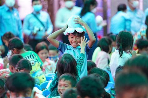 លោក ហ៊ុន ម៉ានី