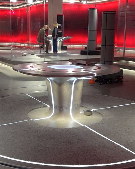 Srf News Videos Neues Studio Von Srf News In Betrieb Play Srf