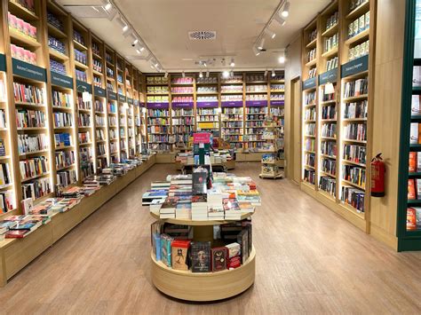 Casa del Libro ha inaugurado su librería de Marbella con Paloma Sánchez