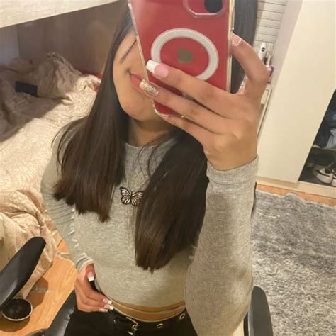 𝓛𝓸𝓸 Loo1974 • Threads Say More