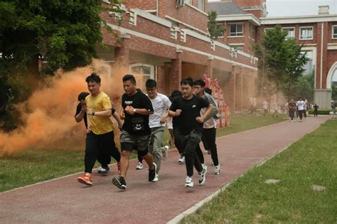 我校开展应急疏散演练暨逃生安全教育活动 保卫处武装部