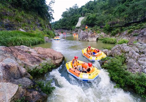 红峡谷漂流 五指山红峡谷文化旅游区