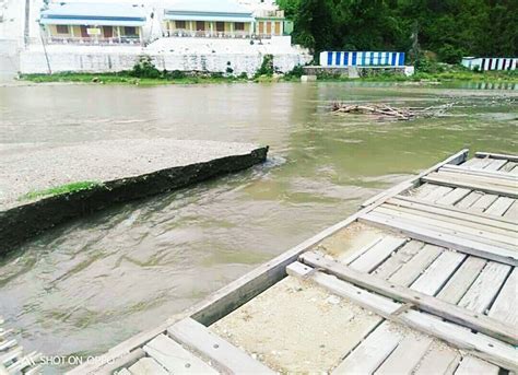 ငဖဲမြို့နယ်နှင့် ပဒါန်းတွင် မိုးသည်းထန်စွာရွာသွန်းမှုကြောင့် မန်းချောင်းရေ မြင့်တက်ကာ အောက်စက