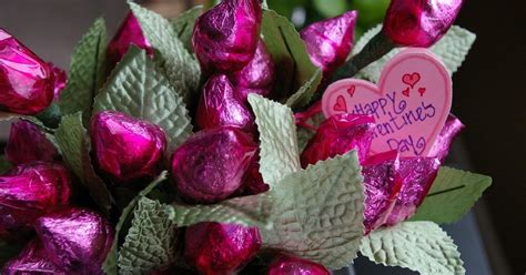 Hershey Kiss Roses Hershey Kiss Roses Candy Bouquet Diy Holiday