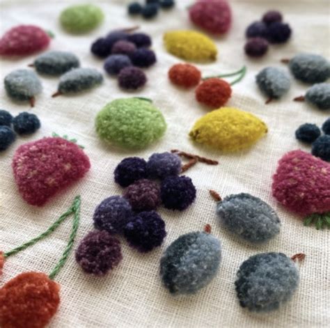 初挑戦刺繍初心者でも意外と簡単ふわふわパンチニードル きぬの木堂