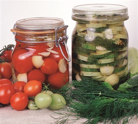 РЕЦЕПТИ ЗА ВКУСНА ЗИМНИНА