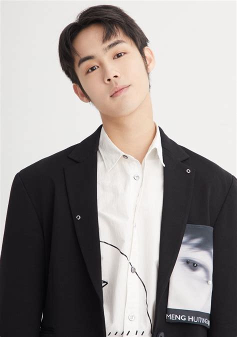 Yu Feifan 于非凡 Cpophome