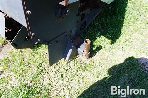 Gleaner F2 Black 4r Corn Head Agriculture Bigiron