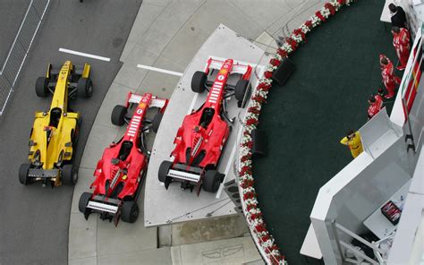 Michael Schumacher Rubens Barrichello Tiago Monteiro USA 2005